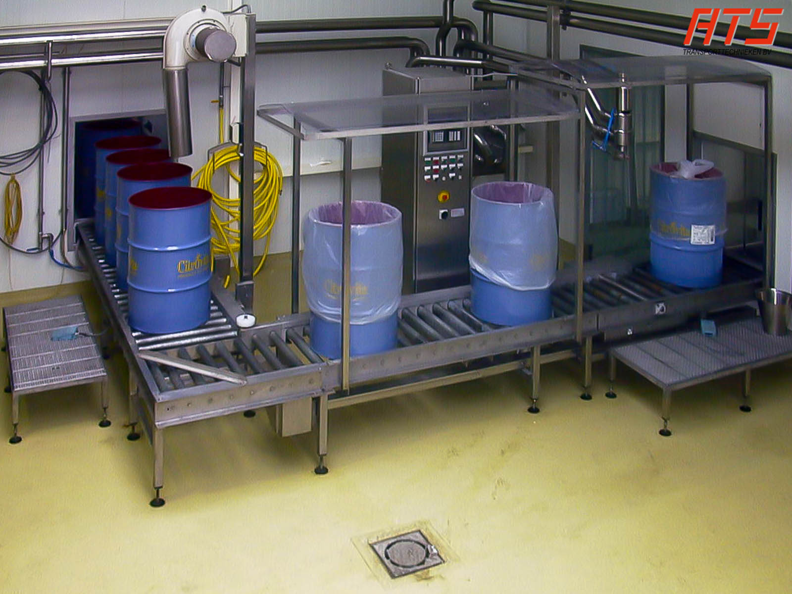 Filling line for drums - ATS Transporttechnieken BV
